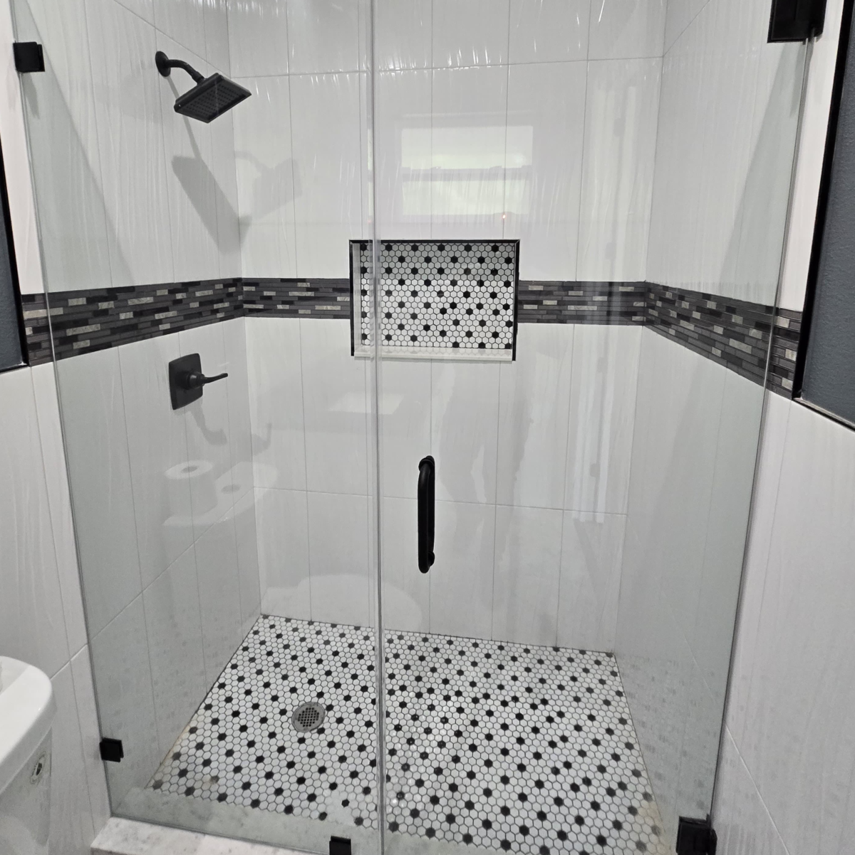 Tampa Bay Blackwaves Renovation inc Tampa, FL, 33610 | Networx